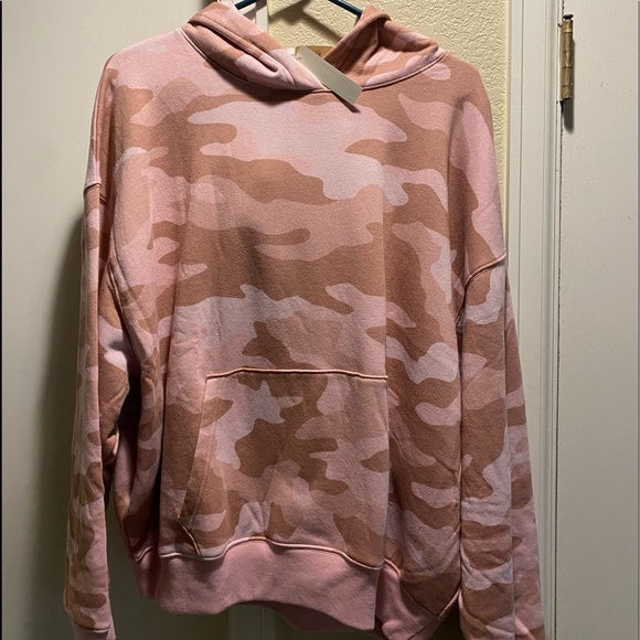 PINK Victoria's Secret | Tops | Vs Pink Fleece Pullover In Pink Camo ...